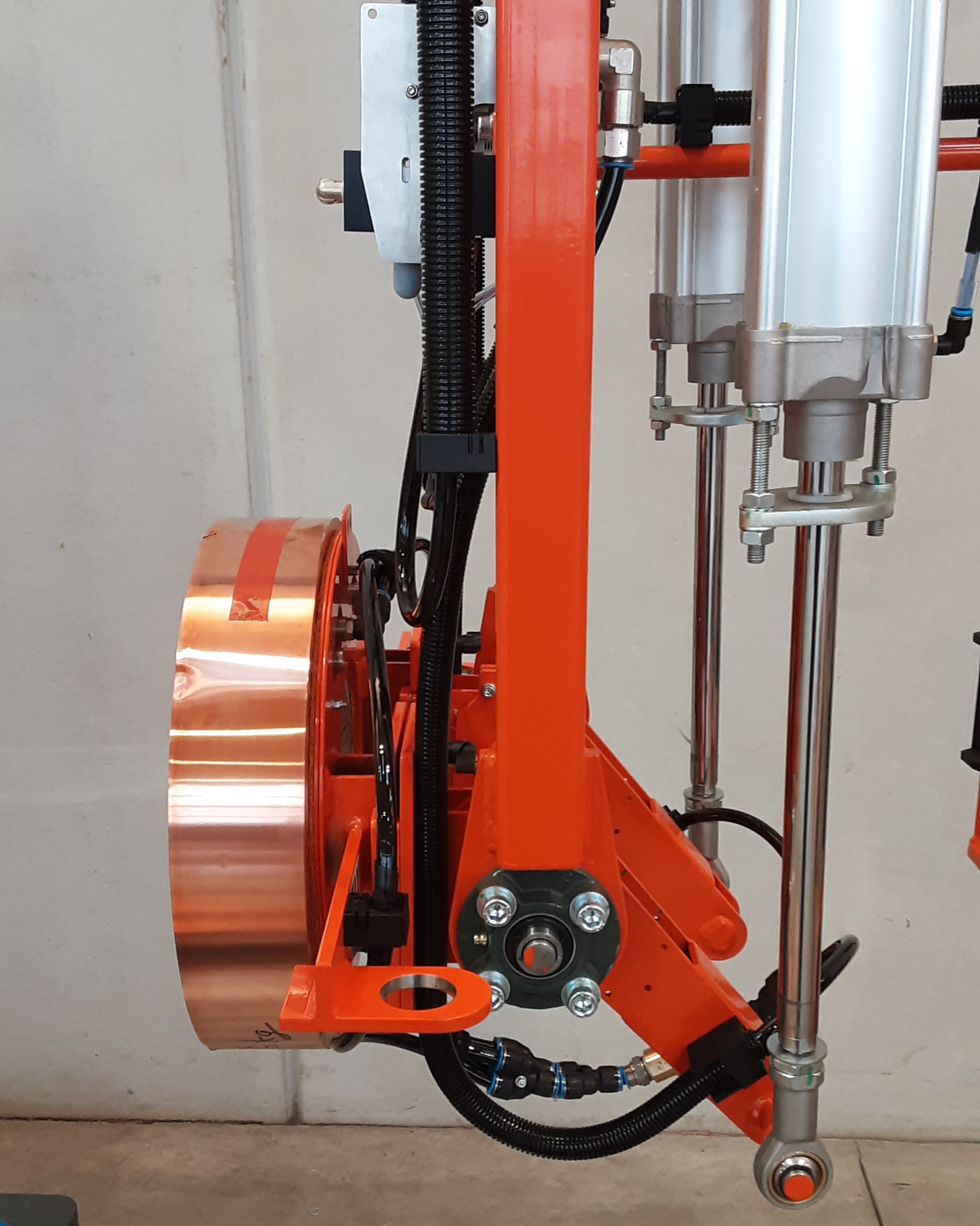 Solutions for handling copper coils. ATIS industrial manipulators ...