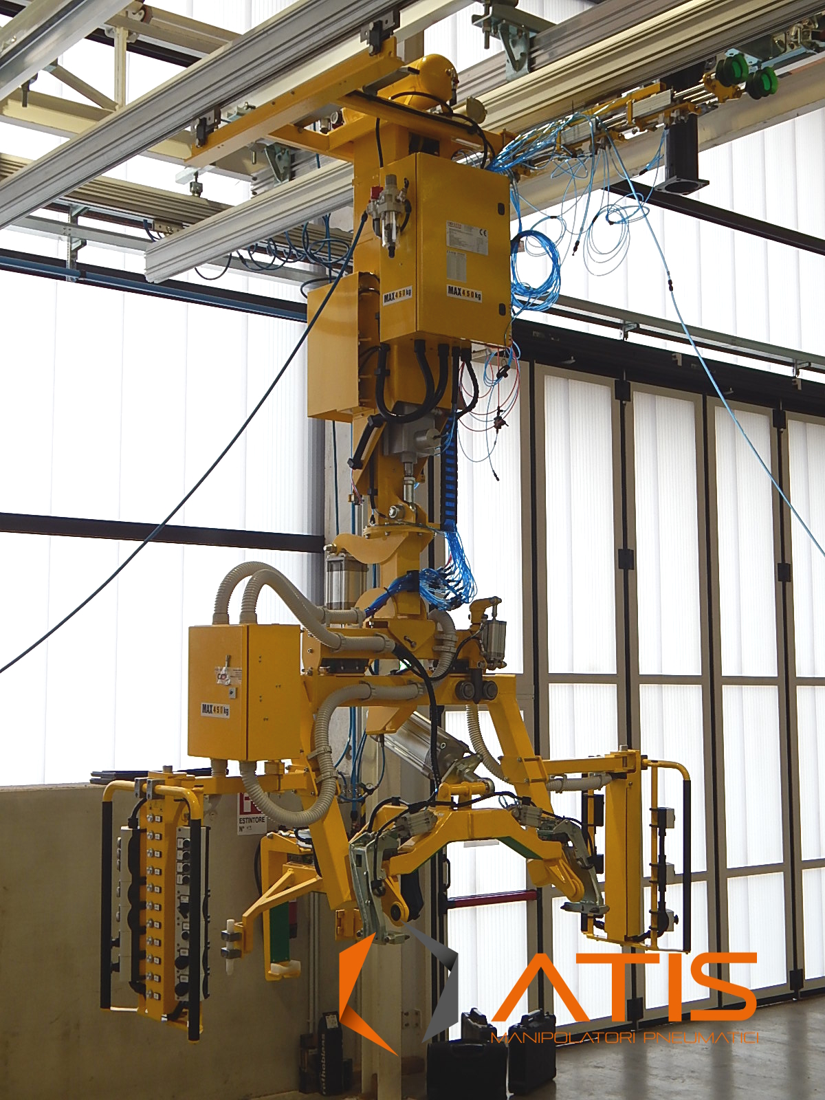 Manipuladores industriales para producción automotriz, manipuladores ...